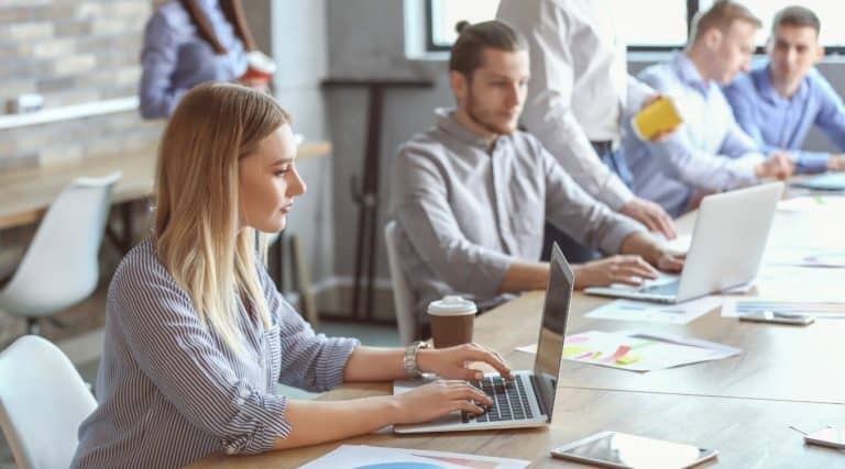 What Are The Different Types Of Payroll Systems? - Milestone